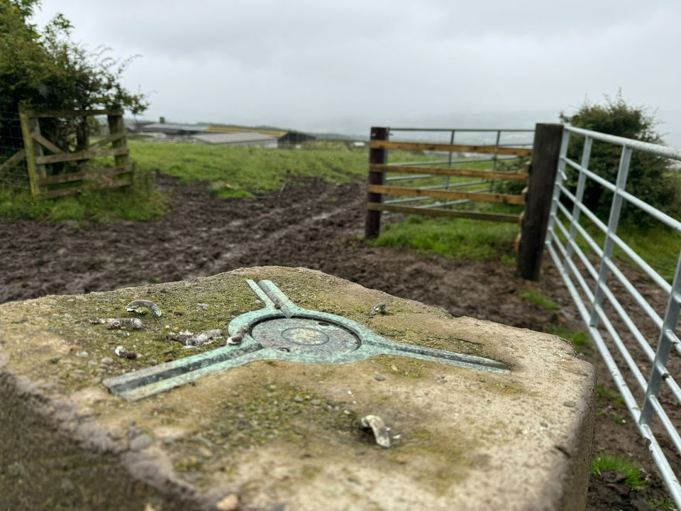 Broomfield Farm Trig Point In Ryton - Durham Trigs