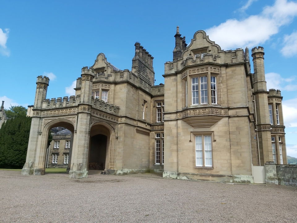 Lilburn Tower in Chillingham - Fabulous North