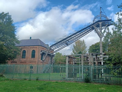 Washington F Pit in Washington - Fabulous North