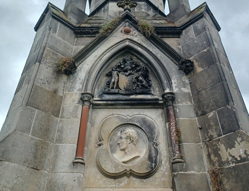 Earl of Galloway Monument In Newton Stewart - Fabulous North