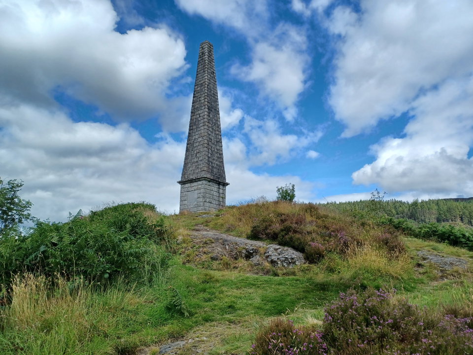 Murray's Monument In Newton Stewart - Fabulous North