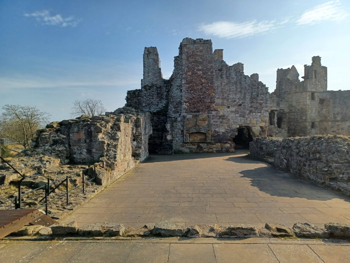 Dirleton Castle In East Lothian - Fabulous North
