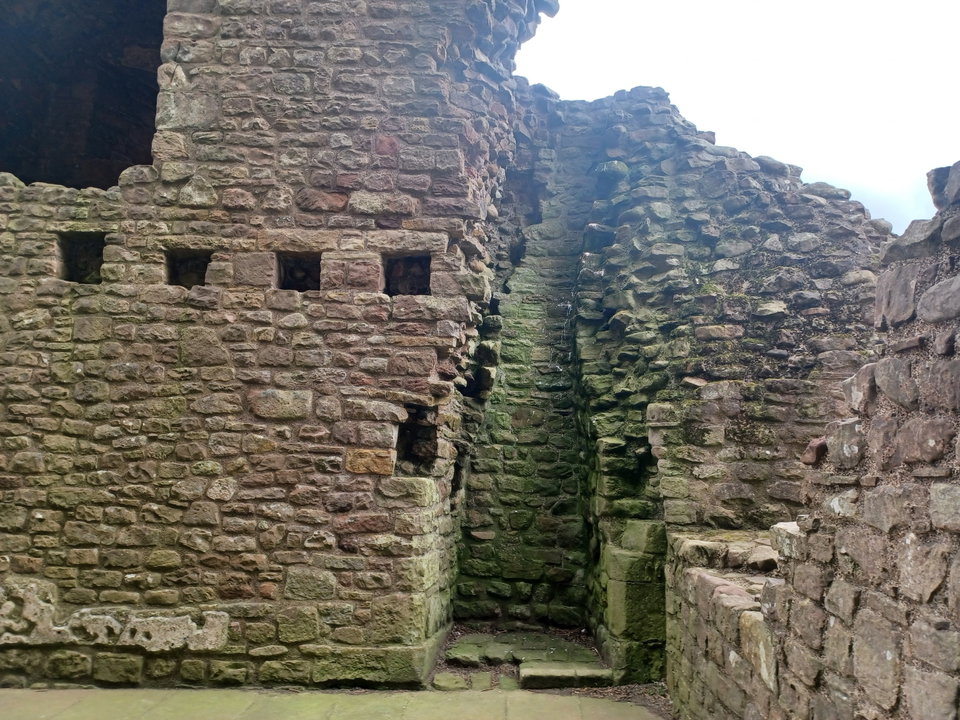 Brough Castle In Kirkby Stephen - Fabulous North