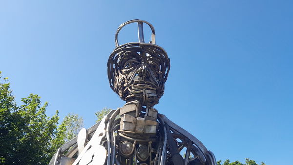 Henry Pease Statue In Saltburn - Fabulous North