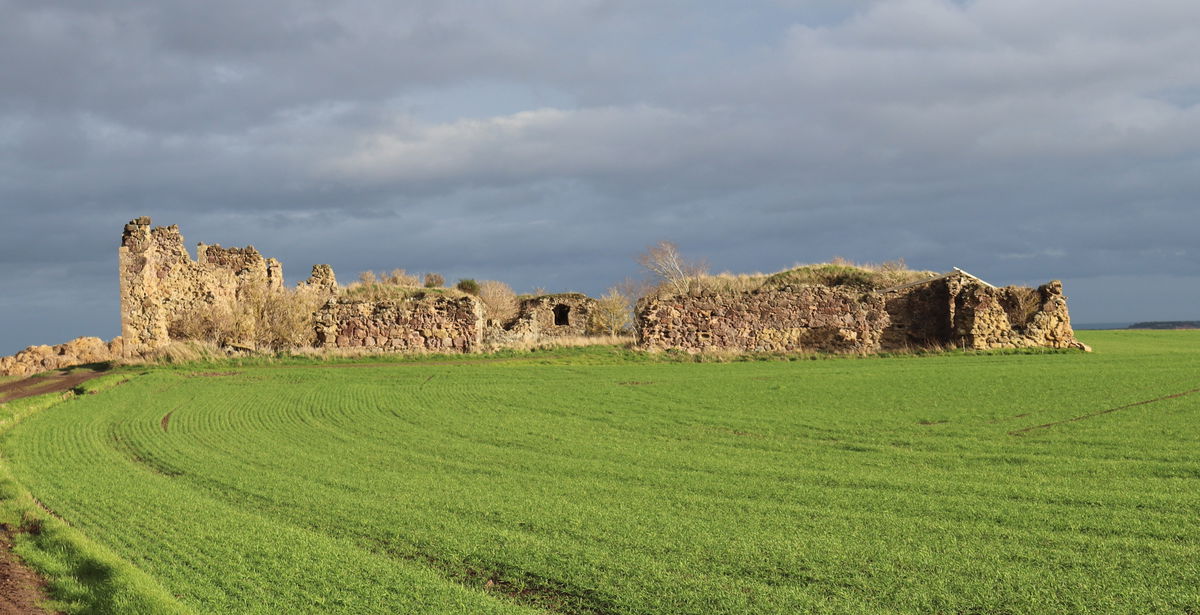 Barnes Castle In East Lothian - Fabulous North