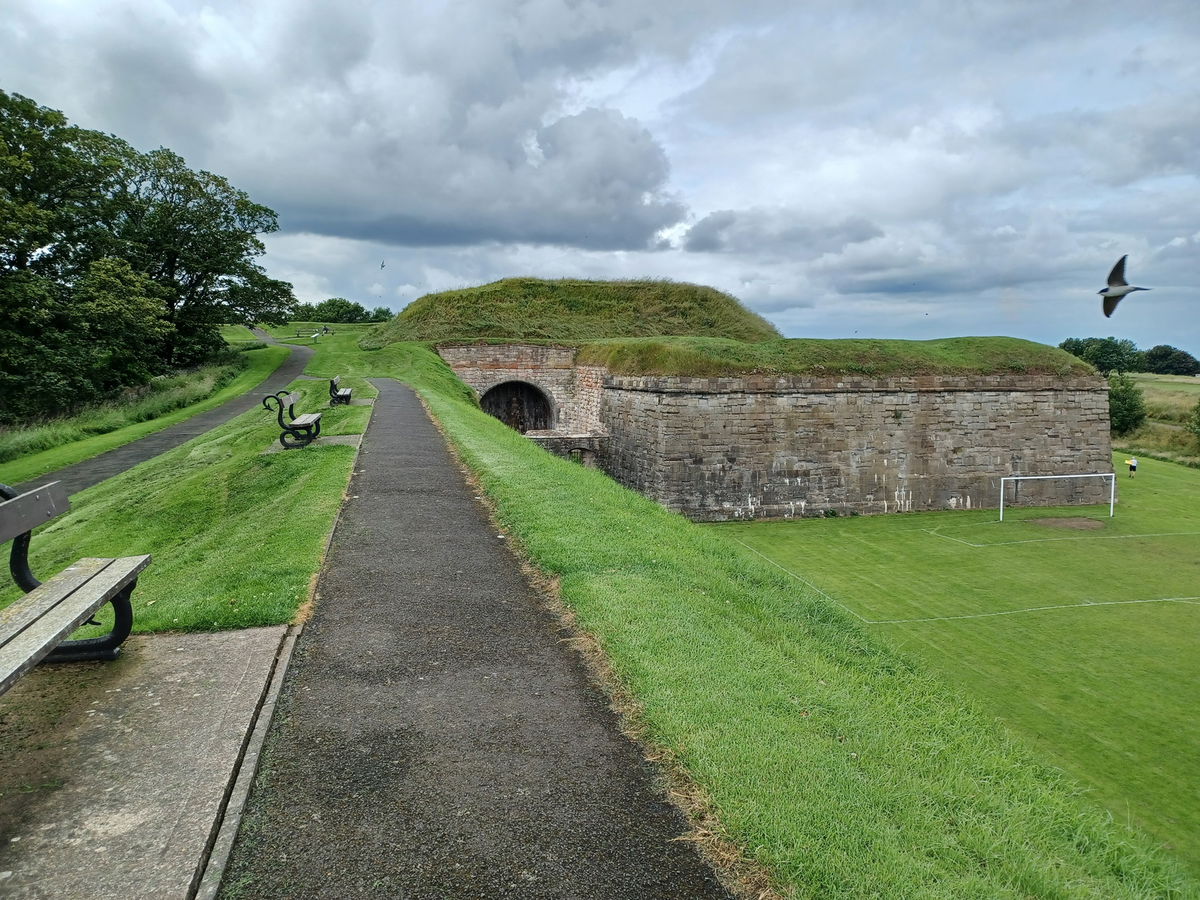 Berwick Elizabethan Town Walls In Berwick Upon Tweed - Fabulous North