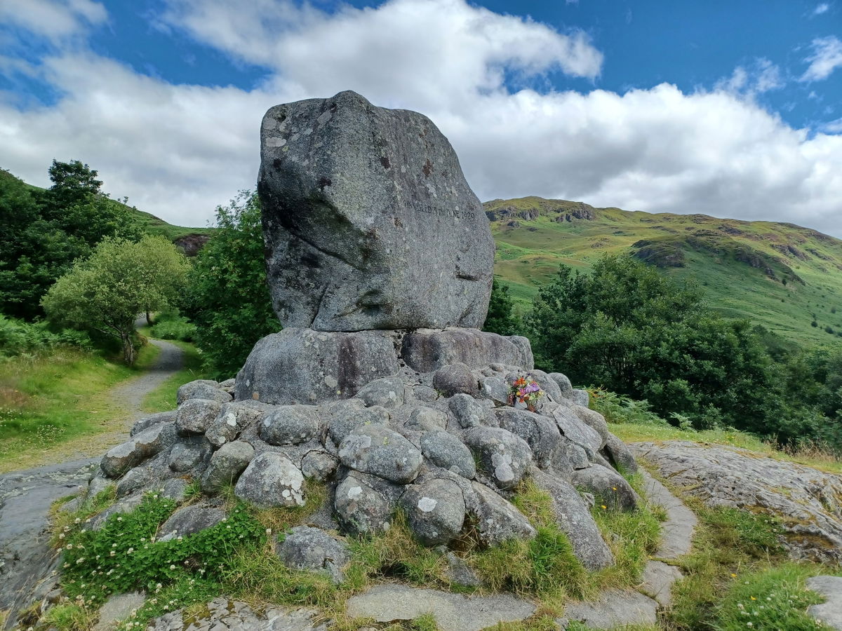 Bruce's Stone In Dumfries - Fabulous North