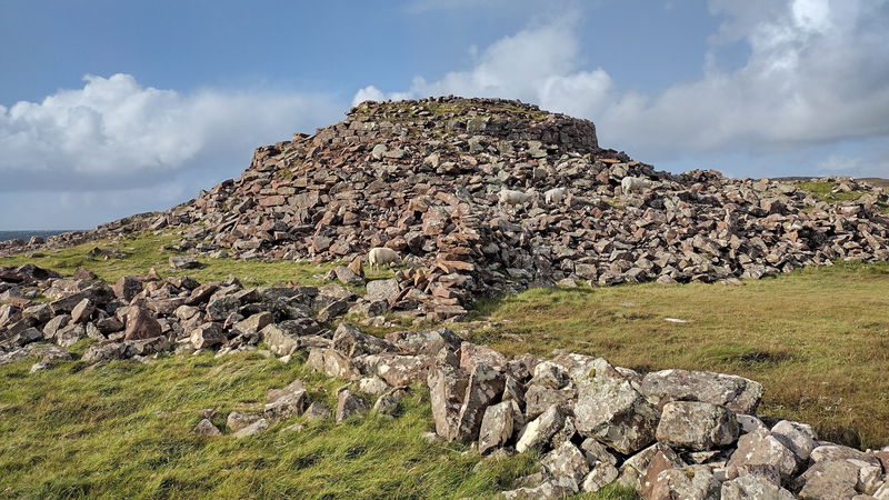 Clachtoll Broch In Lairg - Fabulous North