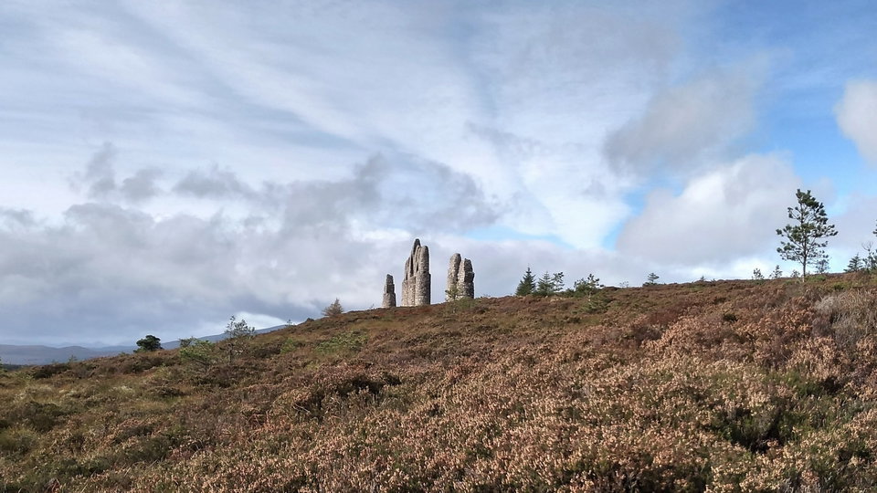 Fyrish Monument In Dingwall - Fabulous North