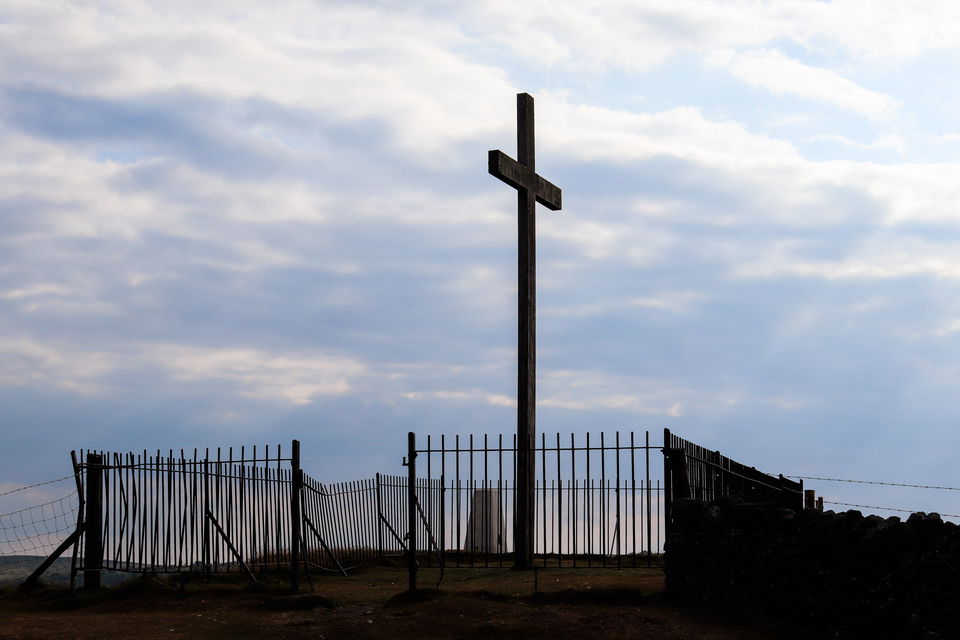 Corbar Cross In Buxton - Fabulous North