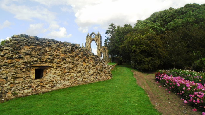 Gisborough Priory In Middlesbrough - Fabulous North