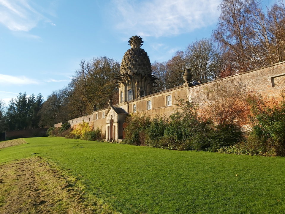 Dunmore Pineapple In Airth Near Falkirk - Fabulous North