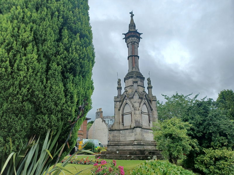 Earl of Galloway Monument In Newton Stewart - Fabulous North