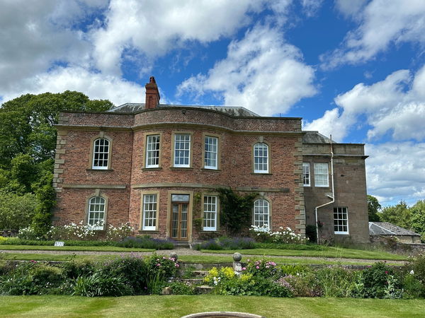 Fallodon Hall In Alnwick - Fabulous North