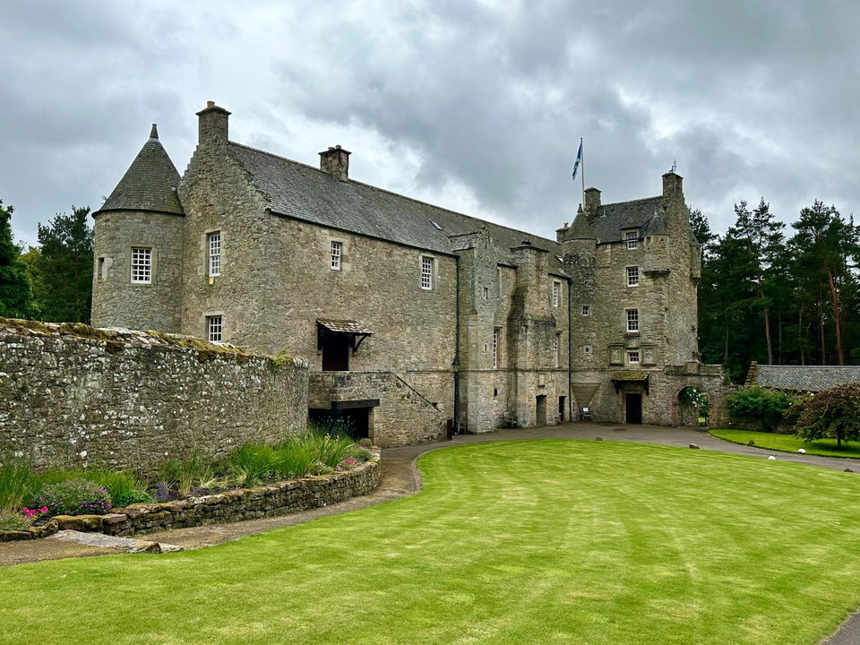 Ferniehirst Castle In Jedburgh - Fabulous North