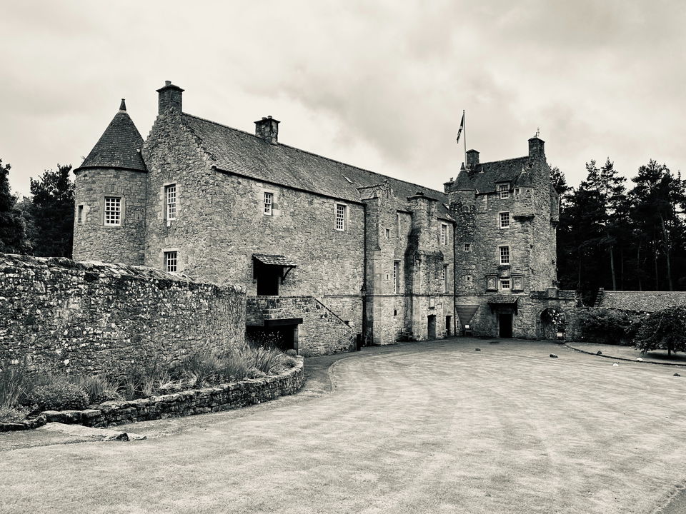Ferniehirst Castle In Jedburgh - Fabulous North