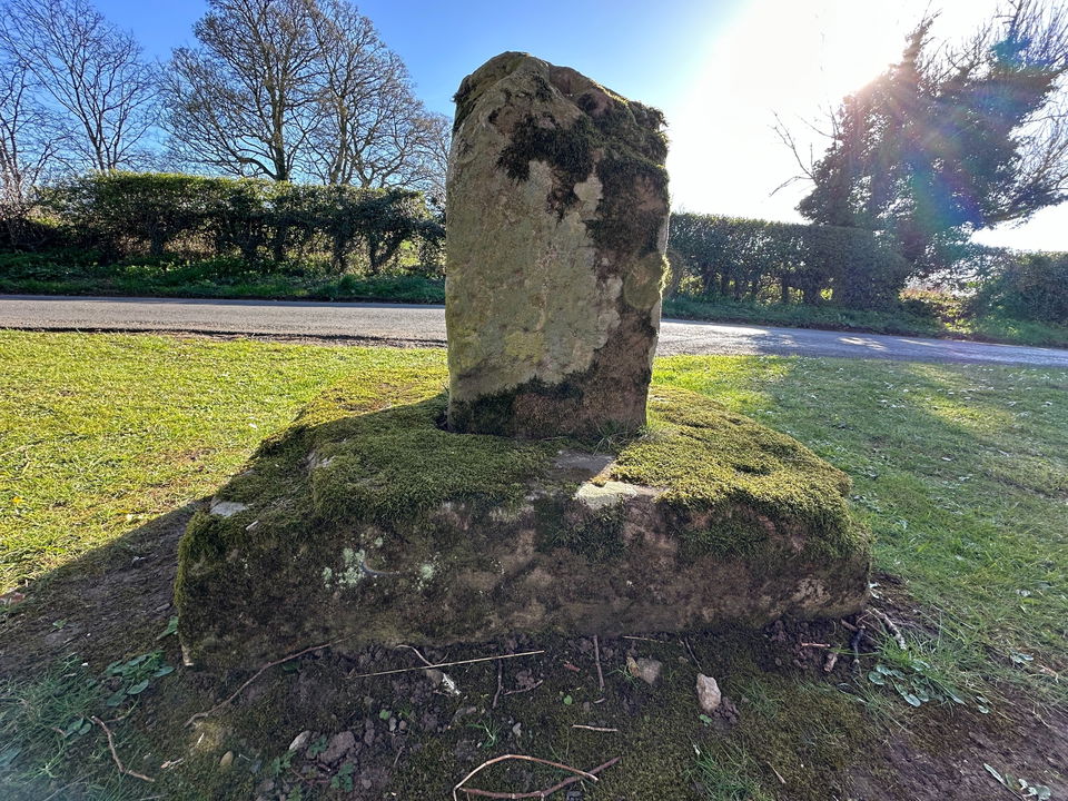 Homer's Lane Wayside Cross In Warden - Fabulous North