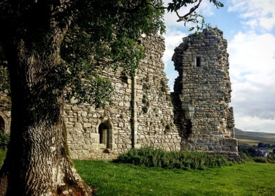 Pendragon Castle In Kirkby Steven - Fabulous North