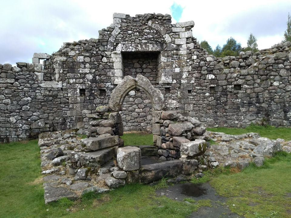 Loch Doon Castle In Dumfries - Fabulous North