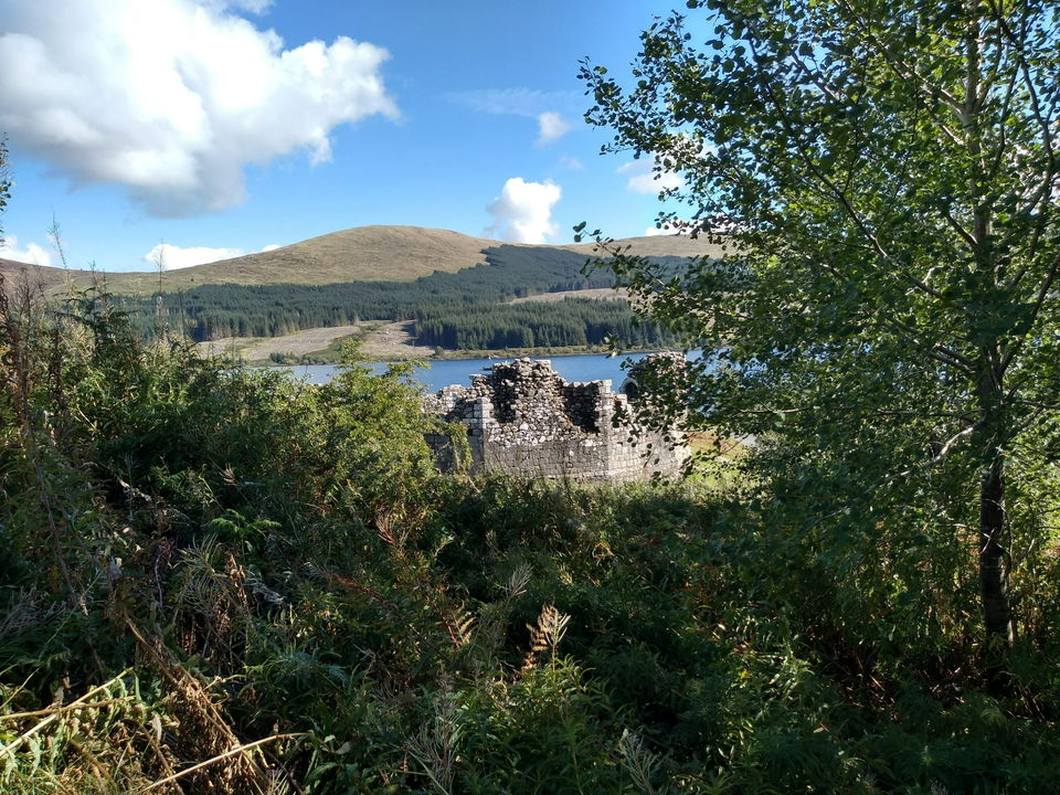 Loch Doon Castle In Dumfries - Fabulous North