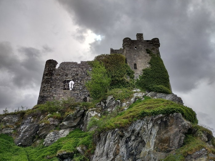 Castle Tioram In Acharacle - Fabulous North