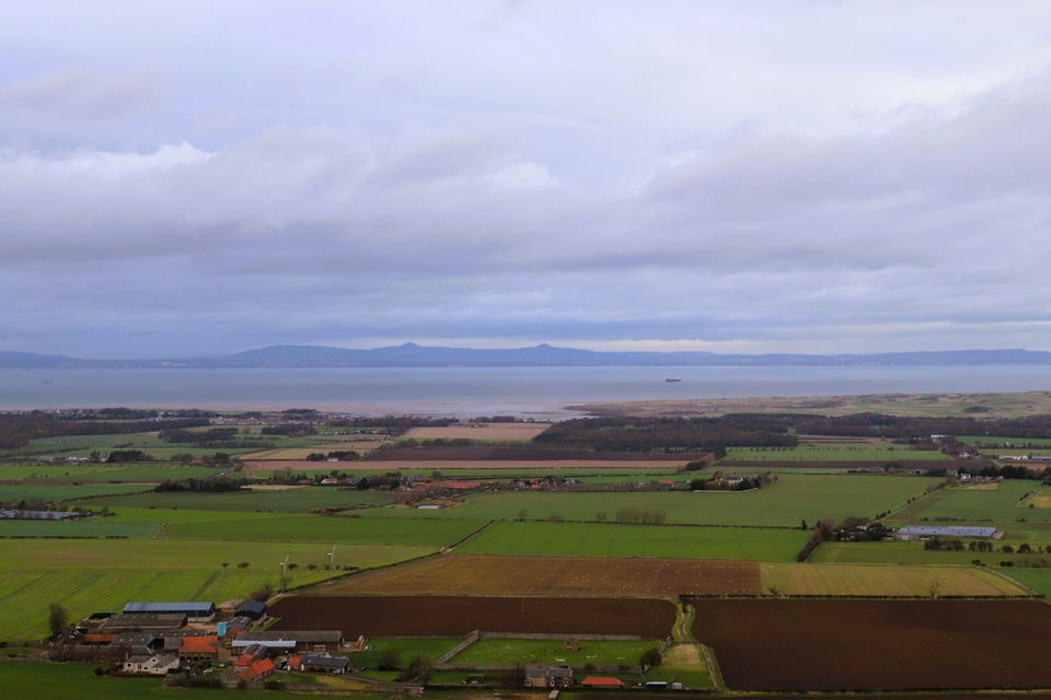 Hopetoun Monument In East Lothian - Fabulous North