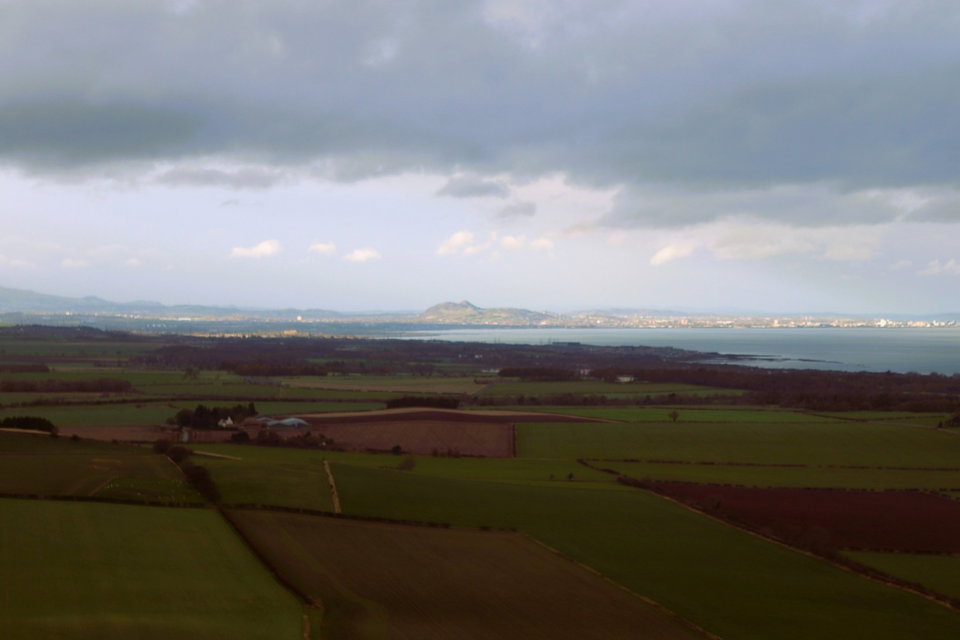 Hopetoun Monument In East Lothian - Fabulous North