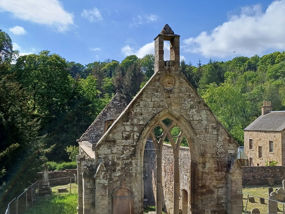 Old Temple Kirk In Midlothian - Fabulous North