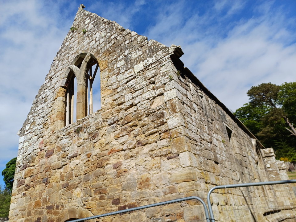 Old Temple Kirk In Midlothian - Fabulous North