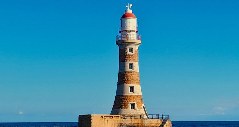 Roker Lighthouse And Pier in Sunderland - Fabulous North
