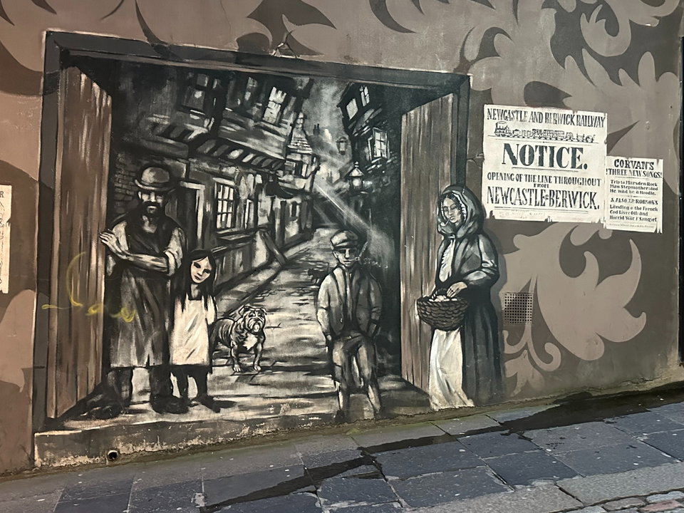Black Gate Wall Murals In Newcastle City Centre - Fabulous North