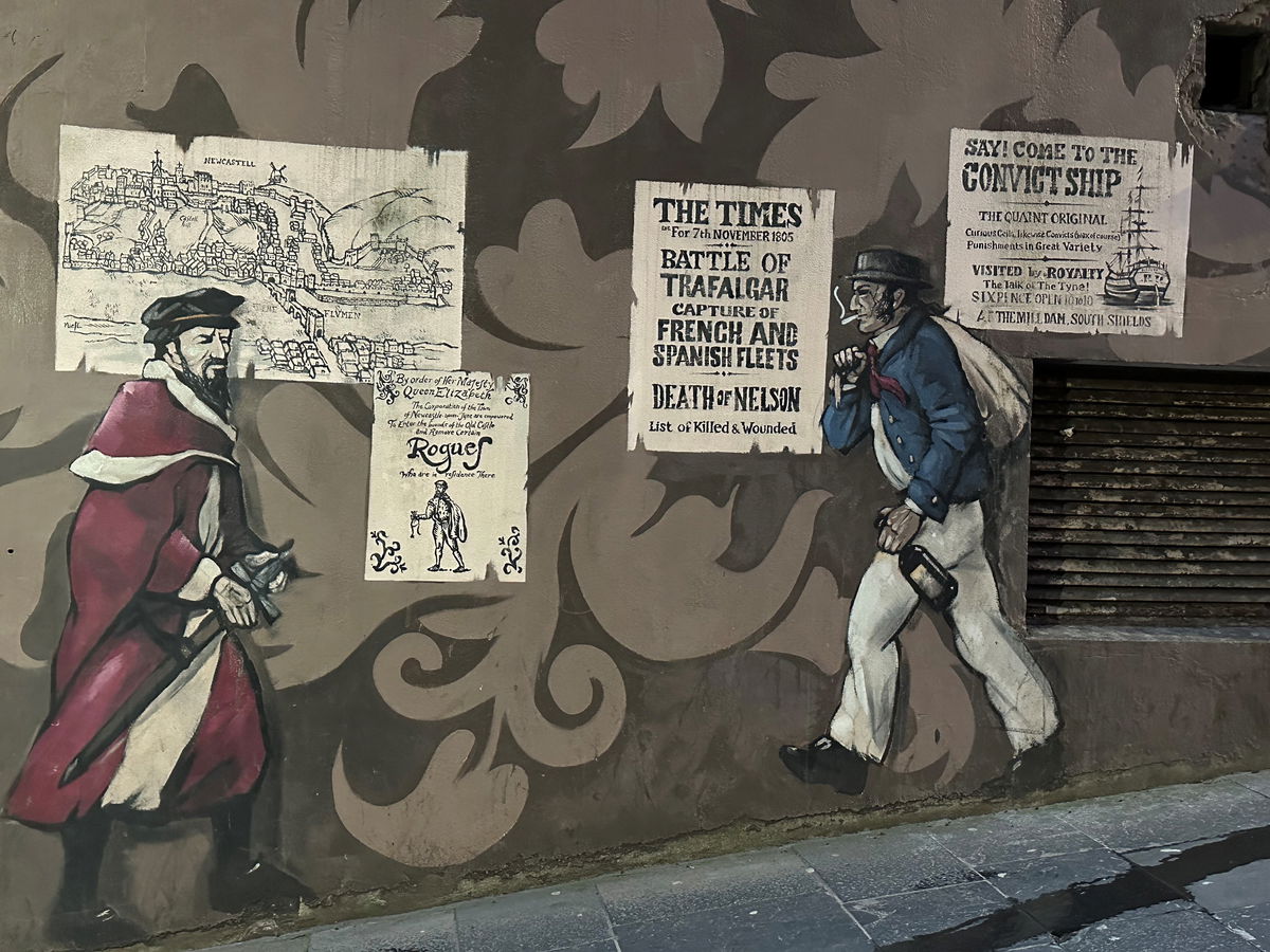 Black Gate Wall Murals In Newcastle City Centre - Fabulous North