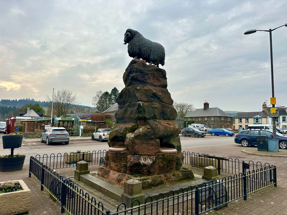 Colvin Fountain (Moffat Ram) In Dumfries And Galloway - Fabulous North