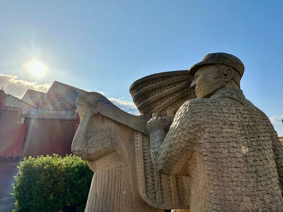 Creel Loaders In Dunbar - Fabulous North