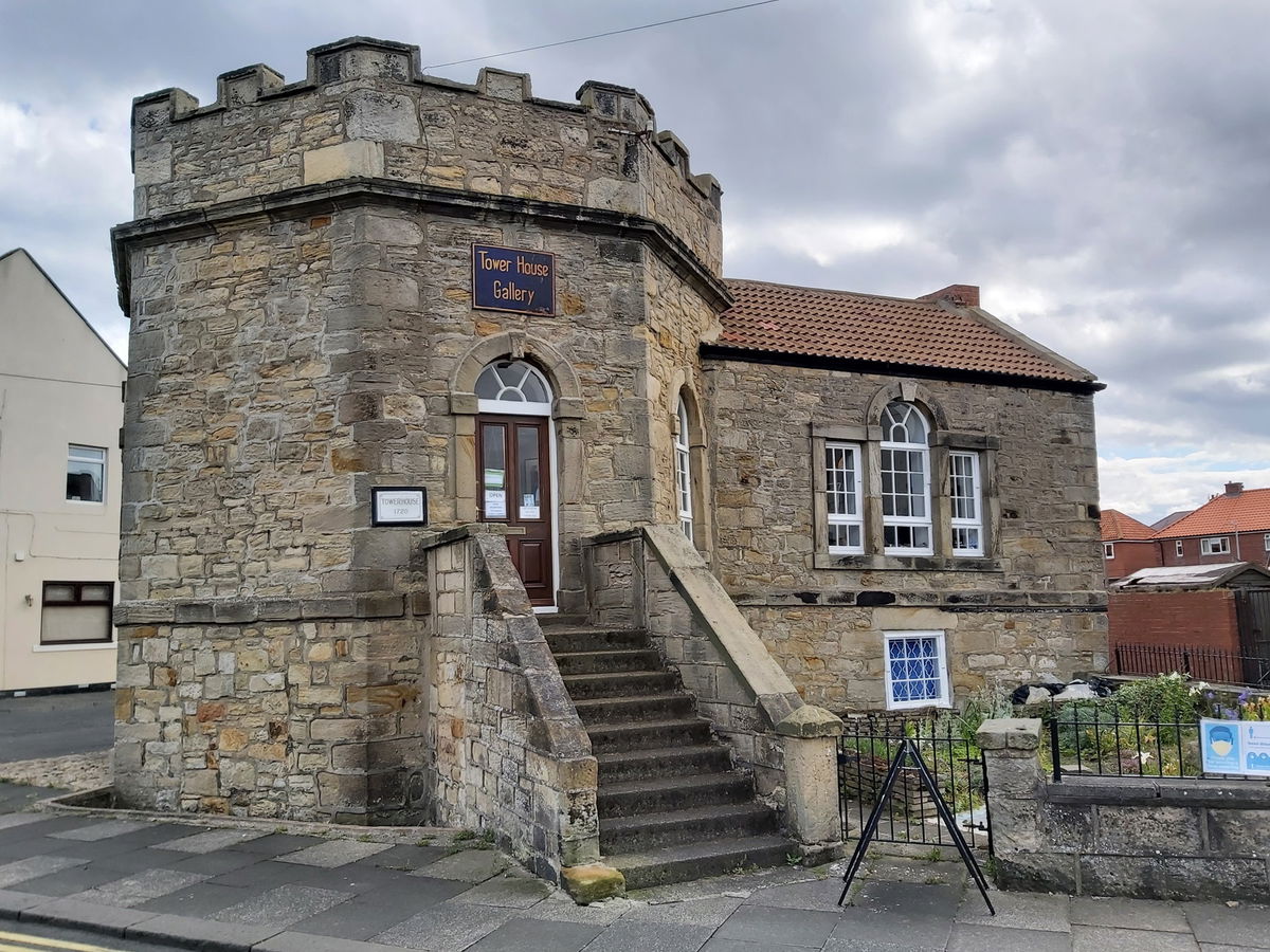 Tower House in Seaton Sluice - Fabulous North
