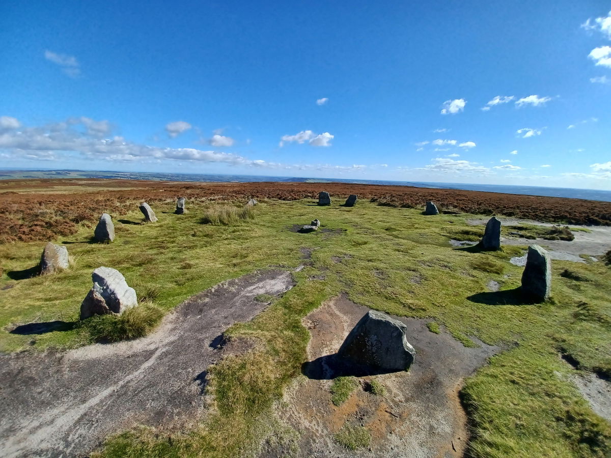 Twelve Apostles Stone Circle In Ilkley Moor - Fabulous North
