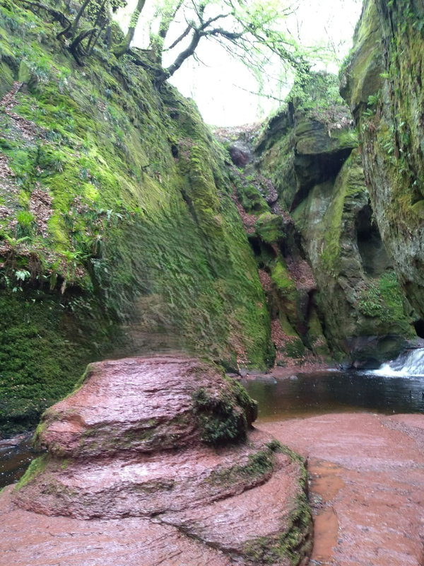 Devil's Pulpit Near Glasgow - Fabulous North