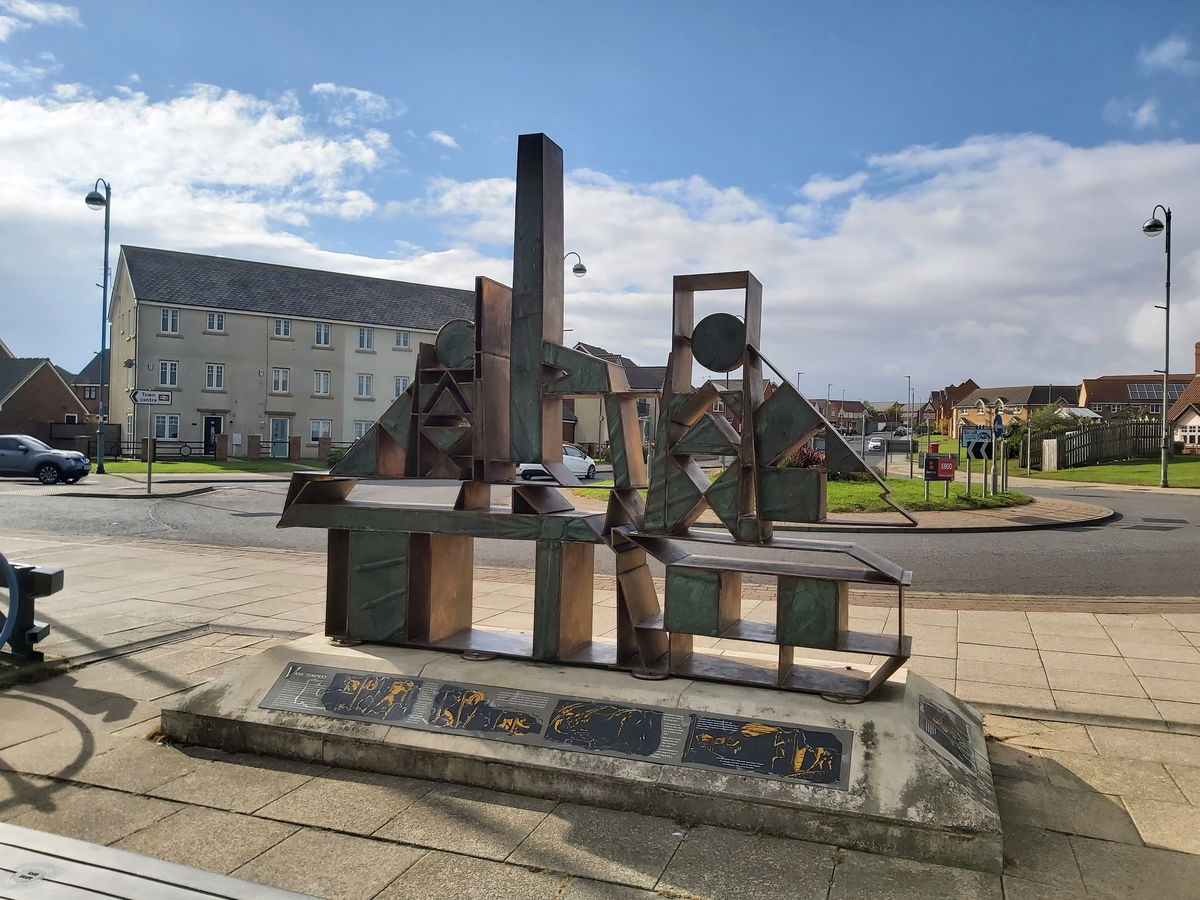Vane Tempest Sculpture In Seaham - Fabulous North