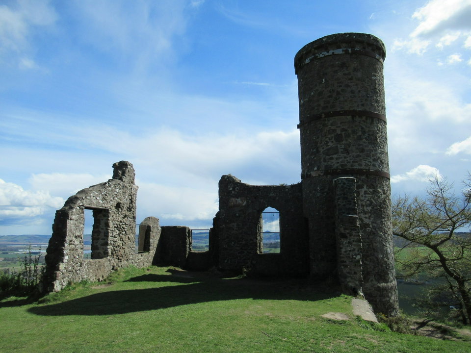 Walk To Kinnoull Hill In Perth