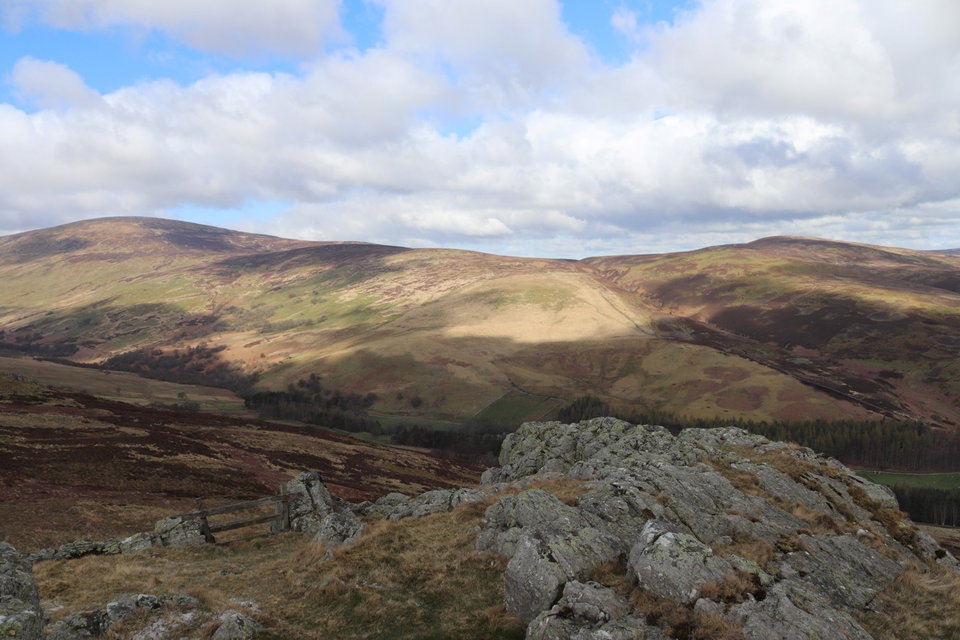 Walk Around Crags Near Hedgehope Hill And Langleeford - Fabulous North
