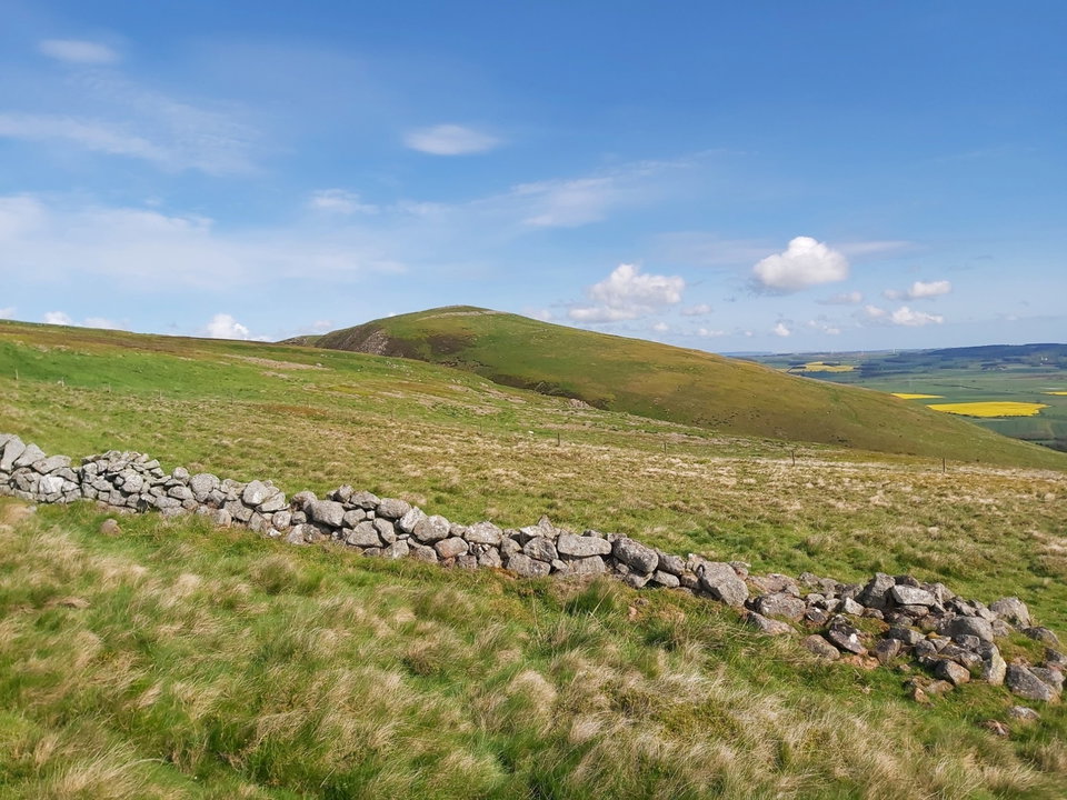 Walk To Yeavering Bell And Newton Tors In The Cheviots - Fabulous North