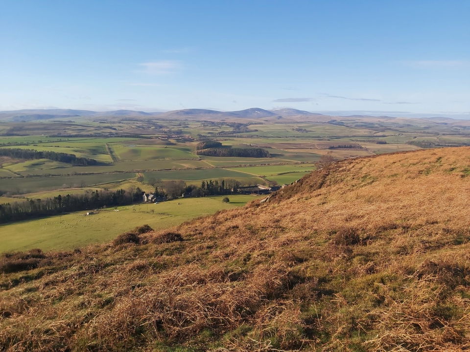 A Walk Over Hepburn Moor Then Up Ros Castle In Chillingham - Fabulous North