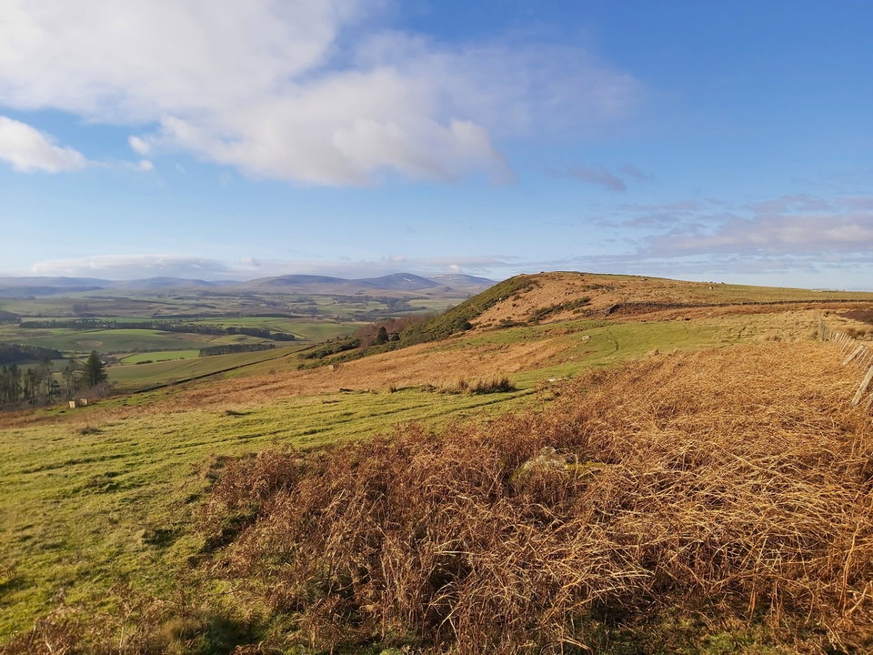 A Walk Over Hepburn Moor Then Up Ros Castle In Chillingham - Fabulous North