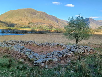 Walk To Scale Force From Buttermere In Lake District - Fabulous North