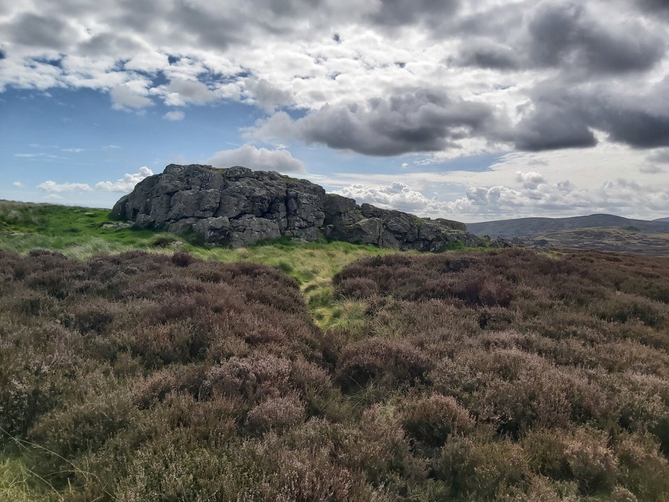 Walk To Yeavering Bell And Newton Tors In The Cheviots - Fabulous North