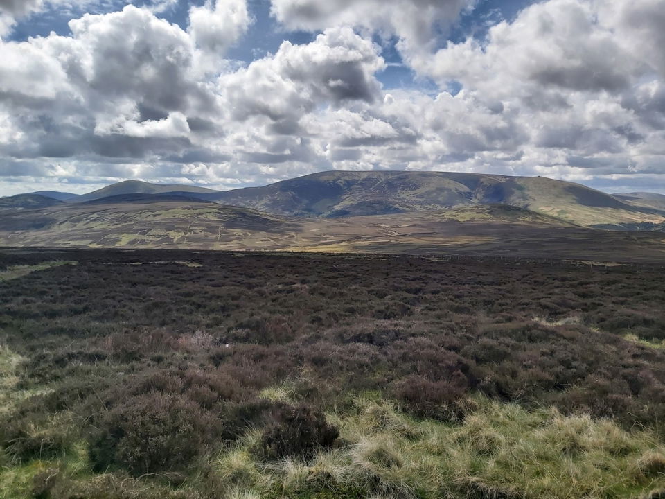 Walk To Yeavering Bell And Newton Tors In The Cheviots - Fabulous North