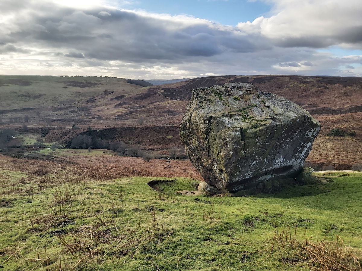 A Walk Over Hepburn Moor Then Up Ros Castle In Chillingham - Fabulous North