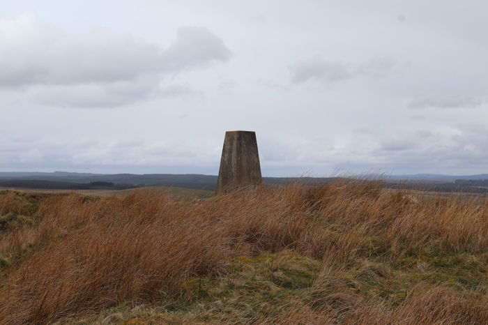 Ravensheugh Crags Trig Point In Simonburn - Fabulous North