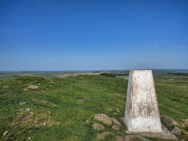 Sewingshields Crags Trig Point In Haydon Bridge - Fabulous North